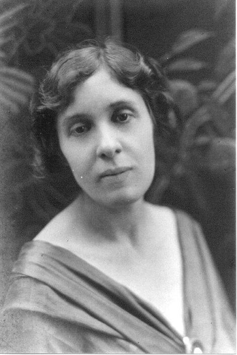 Elma Pâlos | International Sándor Ferenczi Network